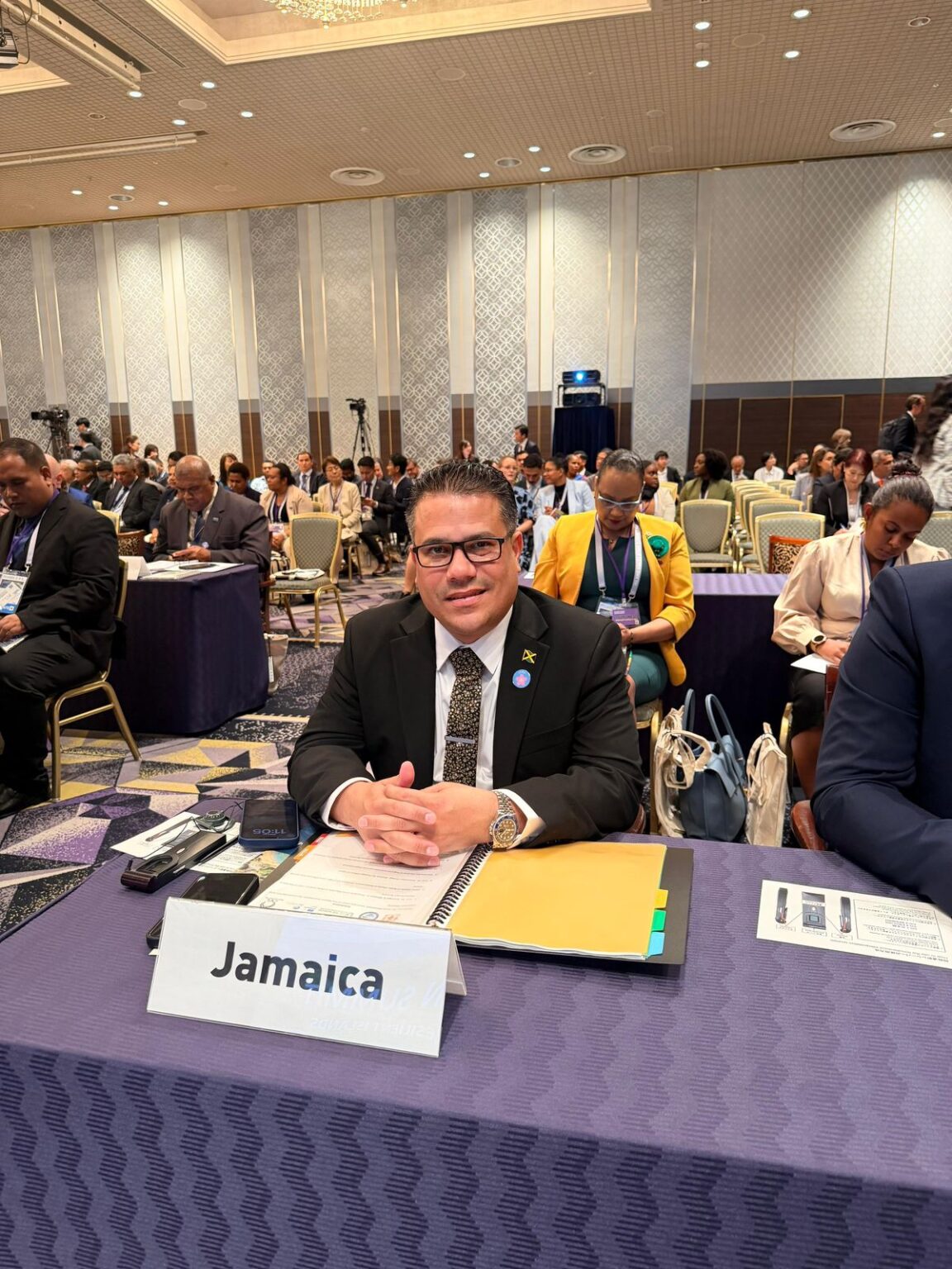 Taxi operators give staggered fare hike a bumpy ride - Jamaica Observer